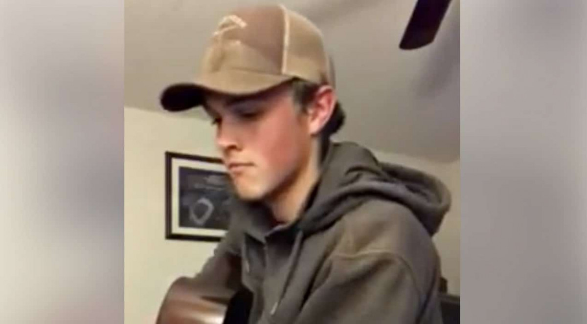 Young Zach Top Delivers Amazing Tribute To Daryle Singletary