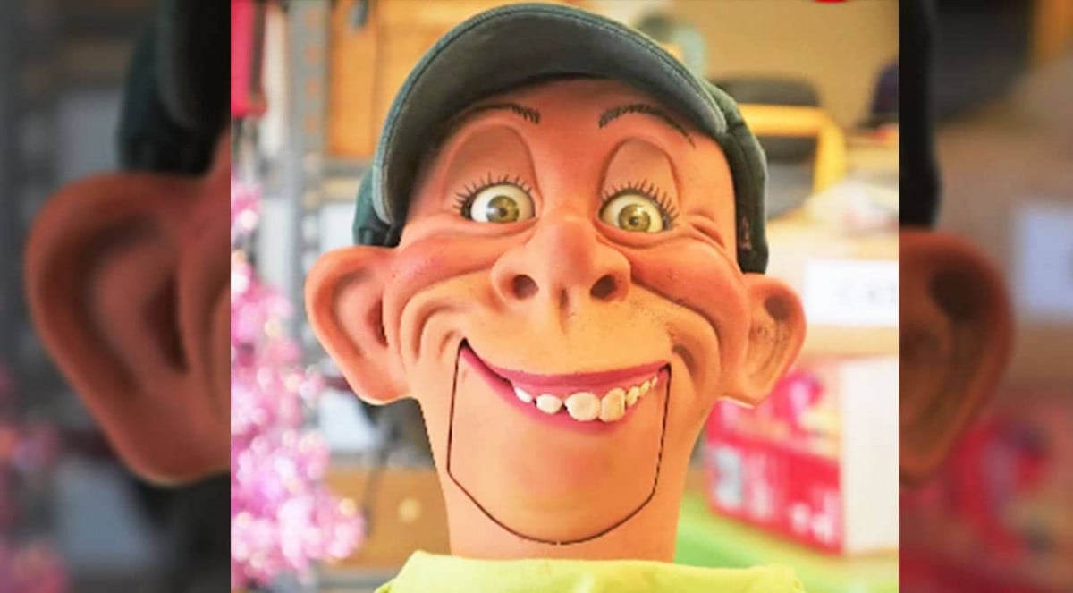 Jeff Dunham's Redneck Puppet Bubba J Gives His Hysterical Opinion About ...