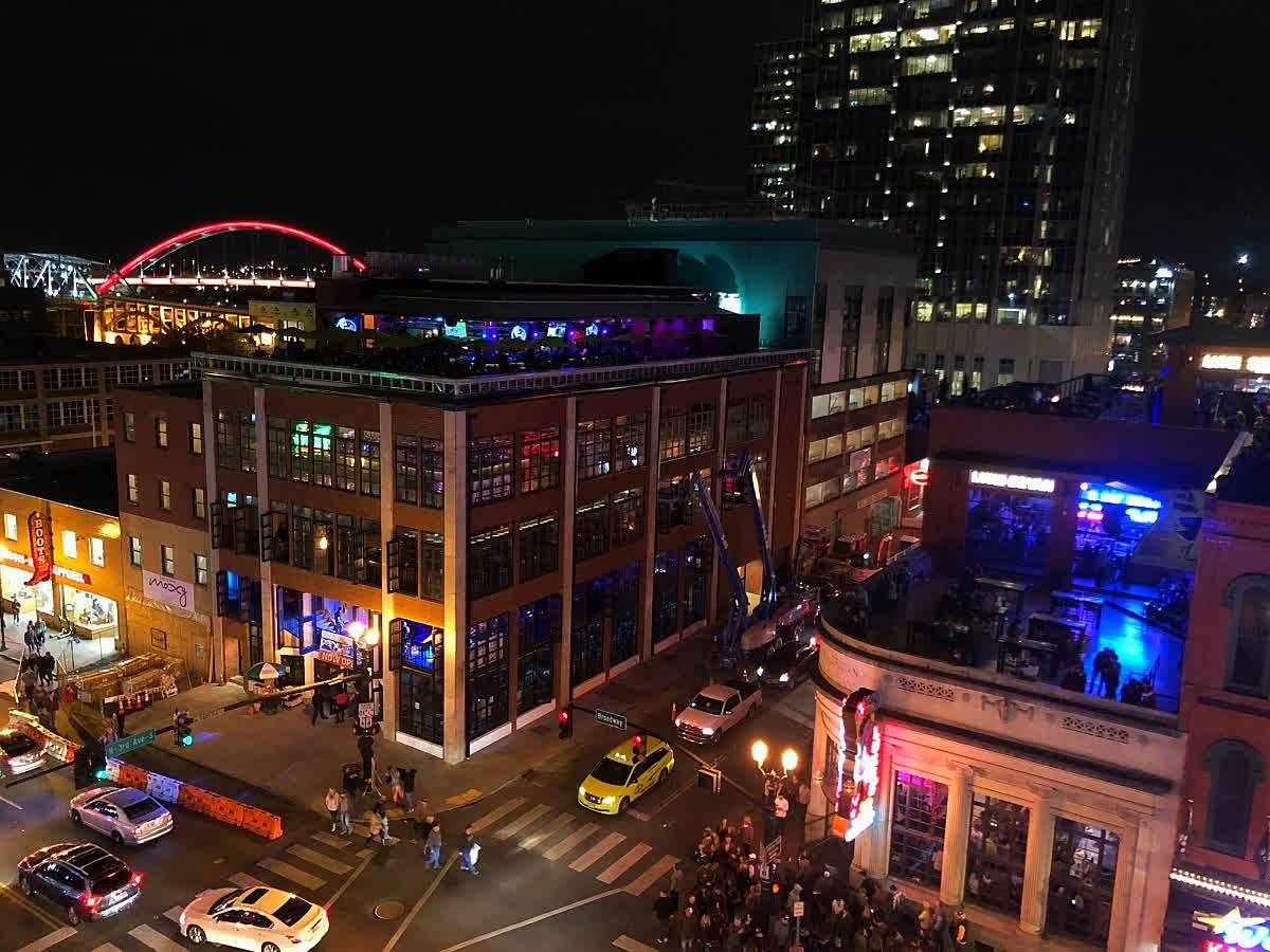 Kid Rock Brings One Of A Kind Rock & Roll Honky-Tonk Steakhouse To ...