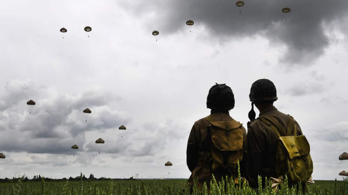97-Year-Old D-Day Veteran Parachutes Into Normandy 75 Years Later
