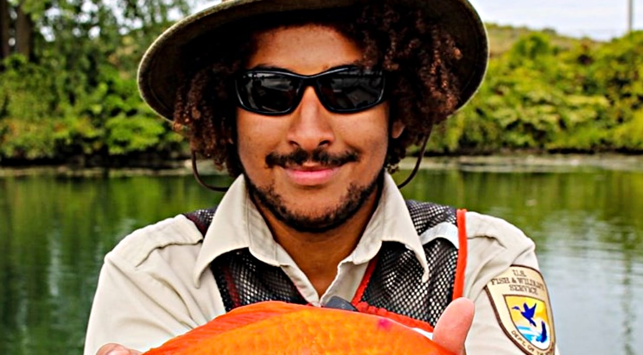 14-Inch Goldfish Caught In River – The Photo Is INSANE | Country Rebel