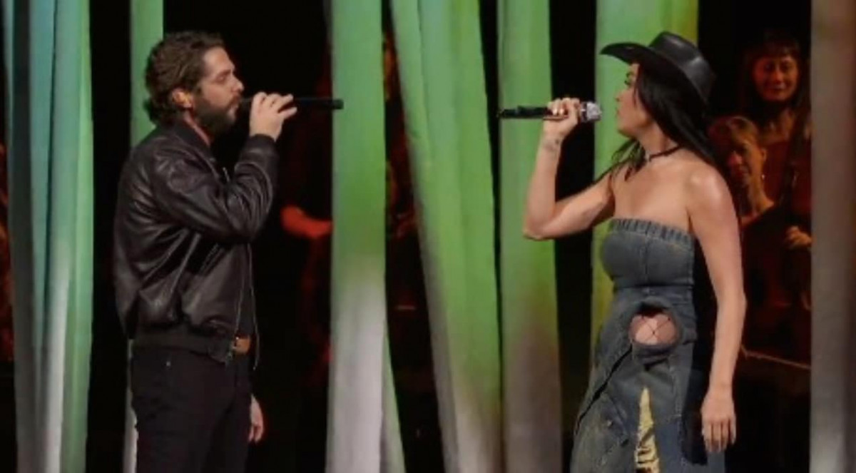 Katy Perry Joins Thomas Rhett For Duet During The 2022 CMA Awards