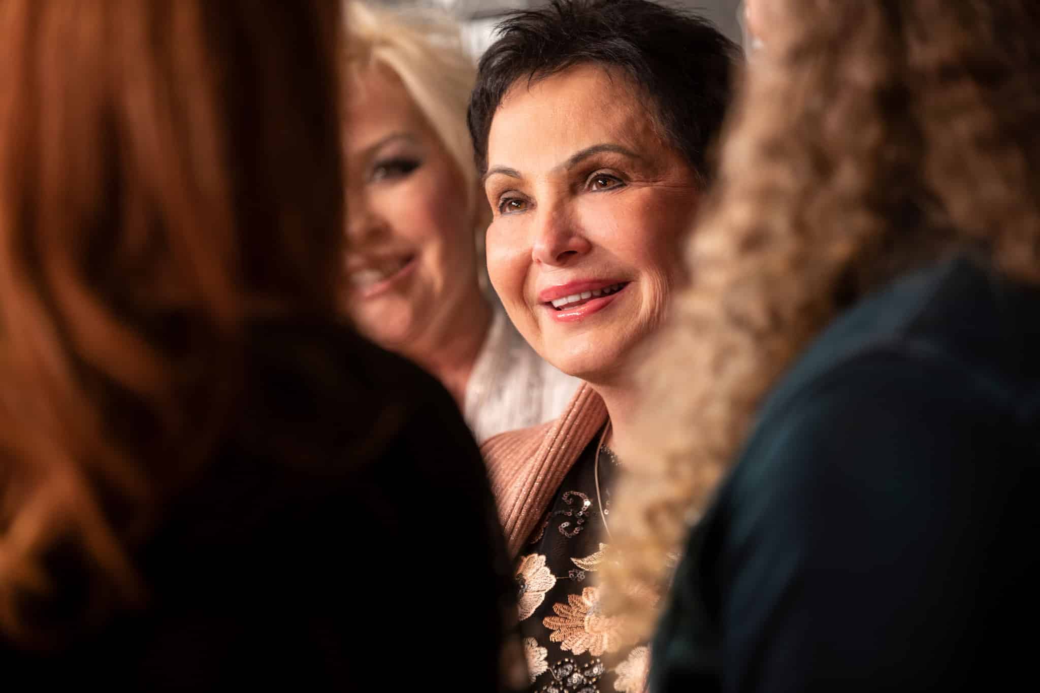 Wynonna Judd & Jamey Johnson Sing "Golden Ring" Duet During "Still ...