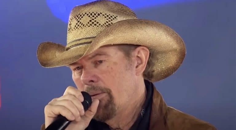 Toby Keith Still Undergoing Chemo, Cancer Isn’t Gone Yet