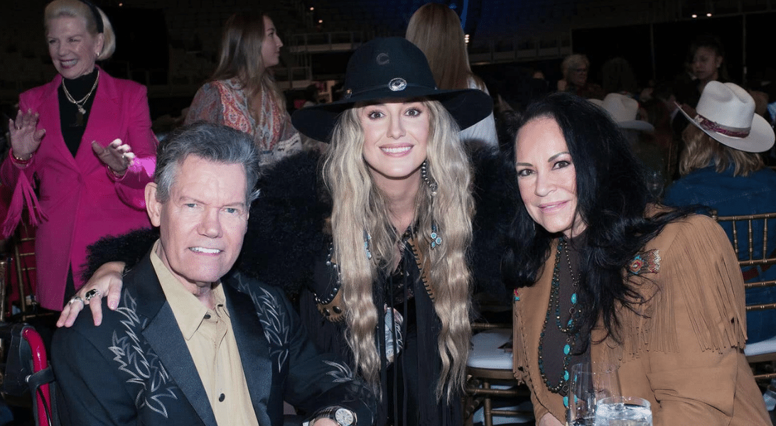 Lainey Wilson Receives The Patsy Montana Entertainer Award From The Cowgirl Hall of Fame