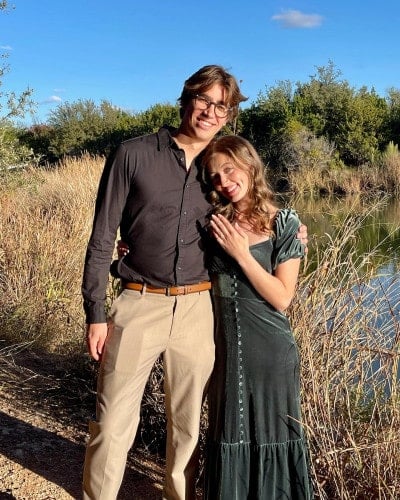 "Duck Dynasty" Stars Jep & Jessica Robertson Celebrate Daughter's Marriage