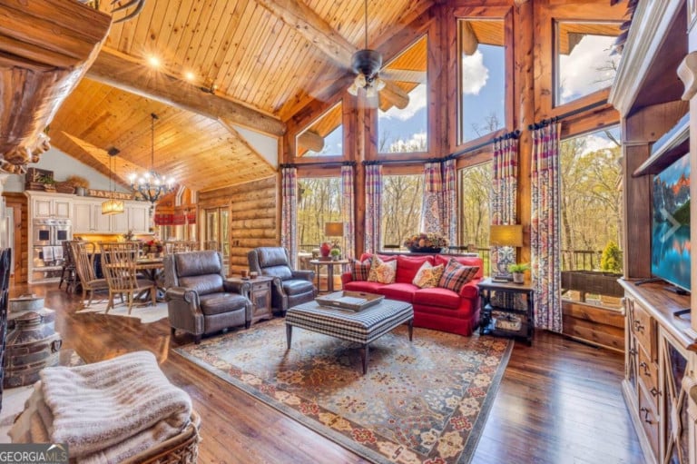 Take A Look At Brantley Gilbert's Log Cabin He Just Listed For Sale