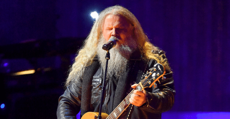 Jamey Johnson Announces "The Last Honky Tonk" Tour
