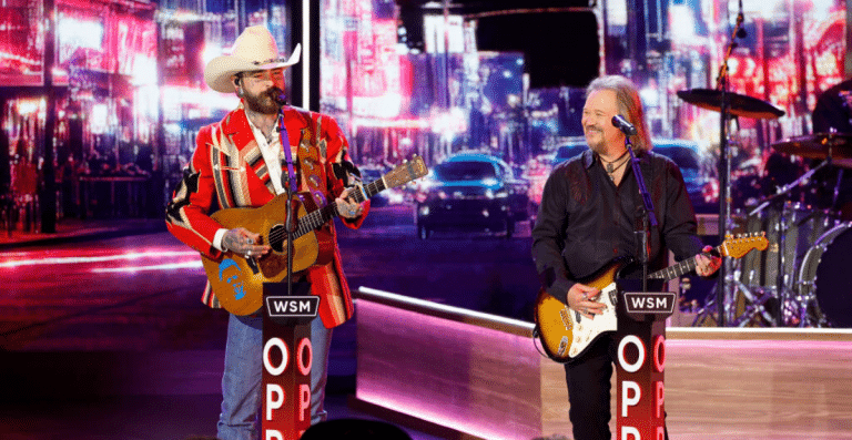 Post Malone & Travis Tritt Sing "T-R-O-U-B-L-E" At 'Opry 100'