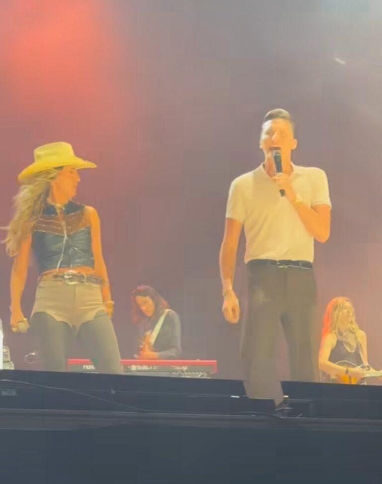 Lainey Wilson Brings Out Red Clay Strays Singer For Johnny Cash Duet