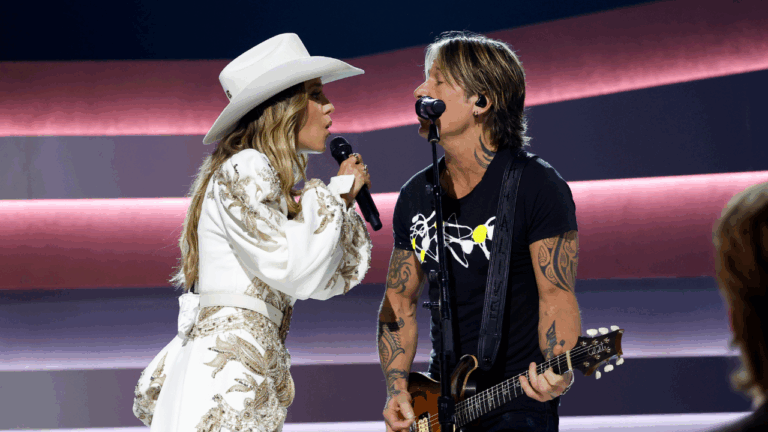 Lainey Wilson SHATTERS the CMA stage as Keith Urban storms in with a ...