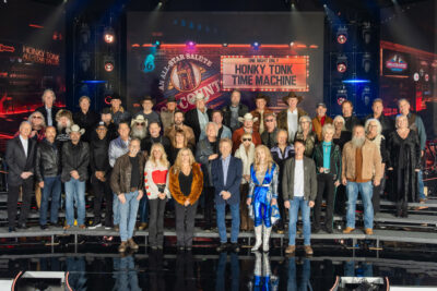 Dozens Of '90s Country Icons Reunite At One-Of-A-Kind Concert Filmed ...